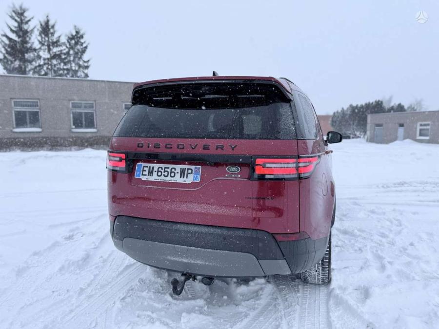 Sarkans Land Rover Discovery 2017 Šauļi, ar dzinēja tilpumu 2.99 L un nobraukumu 190 tūkst. km par 14800 €, foto 14 vietnē AUTOMOTO.COM.LV