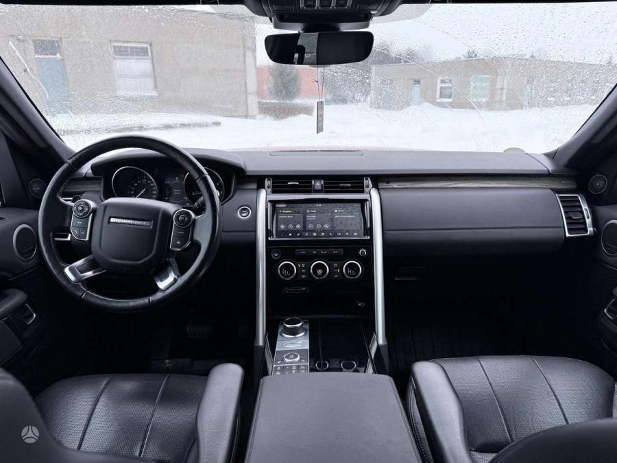 Sarkans Land Rover Discovery 2017 Šauļi, ar dzinēja tilpumu 2.99 L un nobraukumu 190 tūkst. km par 14800 €, foto 30 vietnē AUTOMOTO.COM.LV