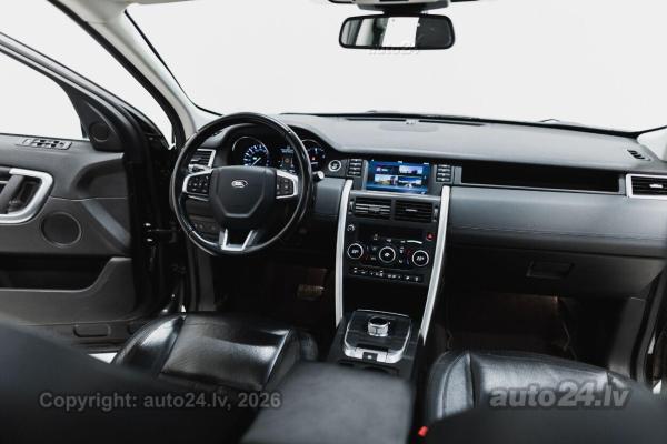 Black Land Rover Discovery Sport 2015 in Tallinn, with an engine capacity of 2.00 L and mileage of 241 thousand km for 9899 €, photo 9 on AUTOMOTO.COM.LV