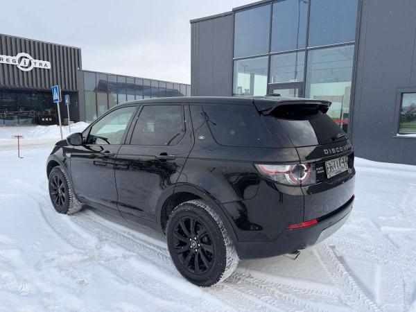 Melns Land Rover Discovery Sport 2015 Šauļi, ar dzinēja tilpumu 2.18 L un nobraukumu 185 tūkst. km par 12500 €, foto 4 vietnē AUTOMOTO.COM.LV