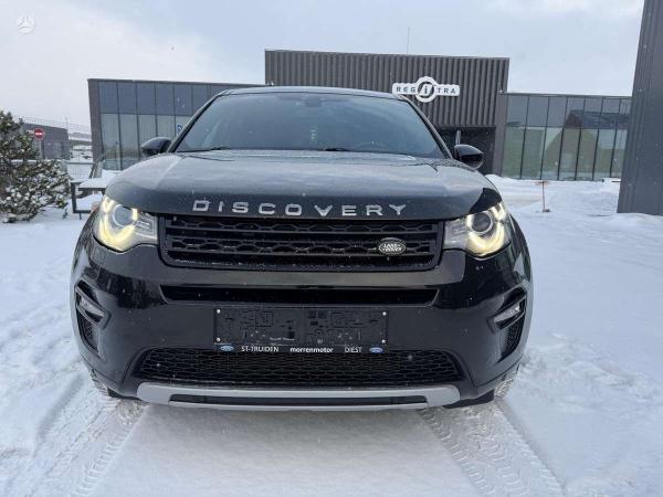 Melns Land Rover Discovery Sport 2015 Šauļi, ar dzinēja tilpumu 2.18 L un nobraukumu 185 tūkst. km par 12500 €, foto 5 vietnē AUTOMOTO.COM.LV