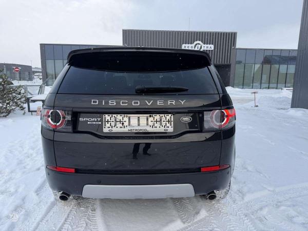 Melns Land Rover Discovery Sport 2015 Šauļi, ar dzinēja tilpumu 2.18 L un nobraukumu 185 tūkst. km par 12500 €, foto 6 vietnē AUTOMOTO.COM.LV