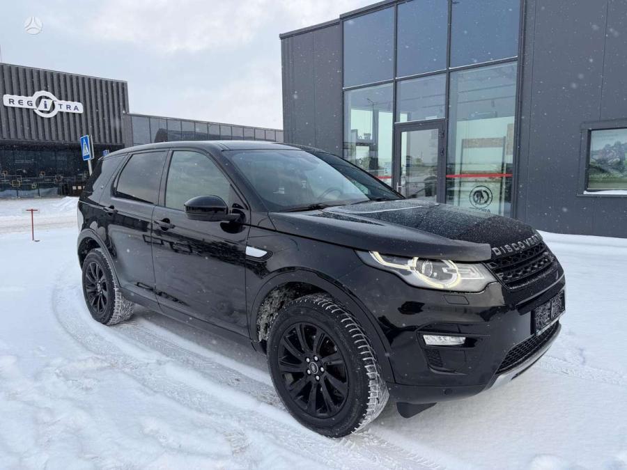 Black Land Rover Discovery Sport 2015 in Siauliai, with an engine capacity of 2.18 L and mileage of 186 thousand km for 12500 €, photo 1 on AUTOMOTO.COM.LV