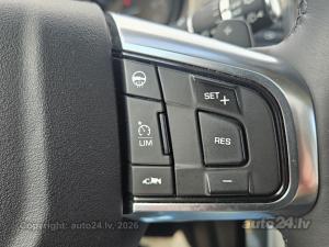 Черный Ленд Ровер Discovery Sport 2015 в Таллин, объемом двигателя 2.00 л и пробегом 165 тыс. км за 12300 €, фото 17 на AUTOMOTO.COM.LV