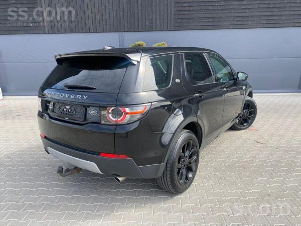 Black Land Rover Discovery Sport 2015 in Riga, with an engine capacity of 2.20 L and mileage of 178 thousand km for 12750 €, photo 4 on AUTOMOTO.COM.LV