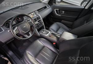 Melns Land Rover Discovery Sport 2015 Rīga, ar dzinēja tilpumu 2.00 L un nobraukumu 192 tūkst. km par 13550 €, foto 10 vietnē AUTOMOTO.COM.LV