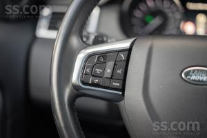 Melns Land Rover Discovery Sport 2015 Rīga, ar dzinēja tilpumu 2.00 L un nobraukumu 192 tūkst. km par 13550 €, foto 14 vietnē AUTOMOTO.COM.LV