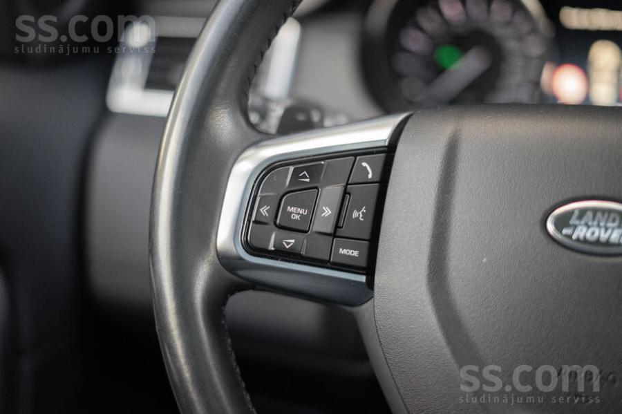 Melns Land Rover Discovery Sport 2015 Rīga, ar dzinēja tilpumu 2.00 L un nobraukumu 192 tūkst. km par 13550 €, foto 14 vietnē AUTOMOTO.COM.LV