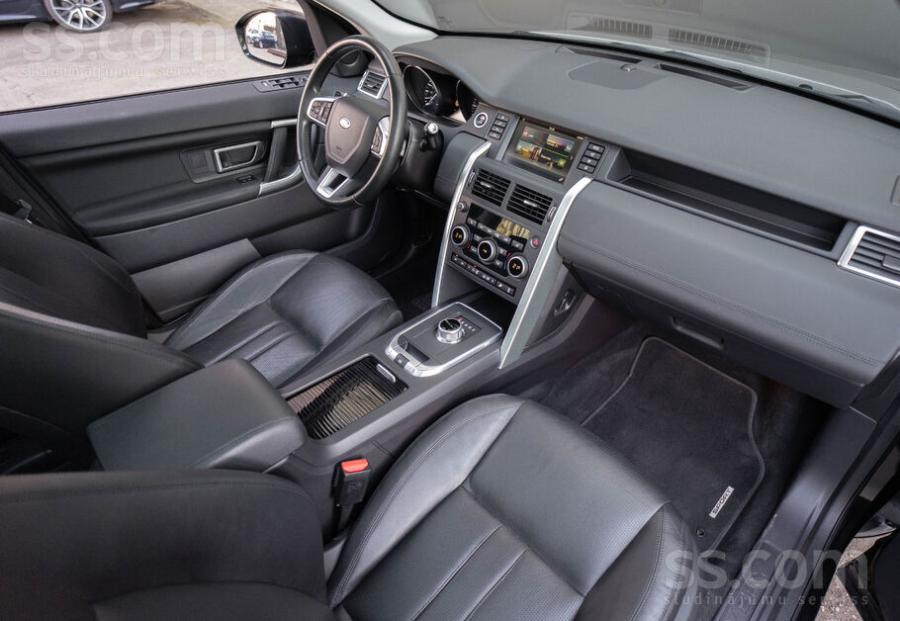 Melns Land Rover Discovery Sport 2015 Rīga, ar dzinēja tilpumu 2.00 L un nobraukumu 192 tūkst. km par 13550 €, foto 26 vietnē AUTOMOTO.COM.LV
