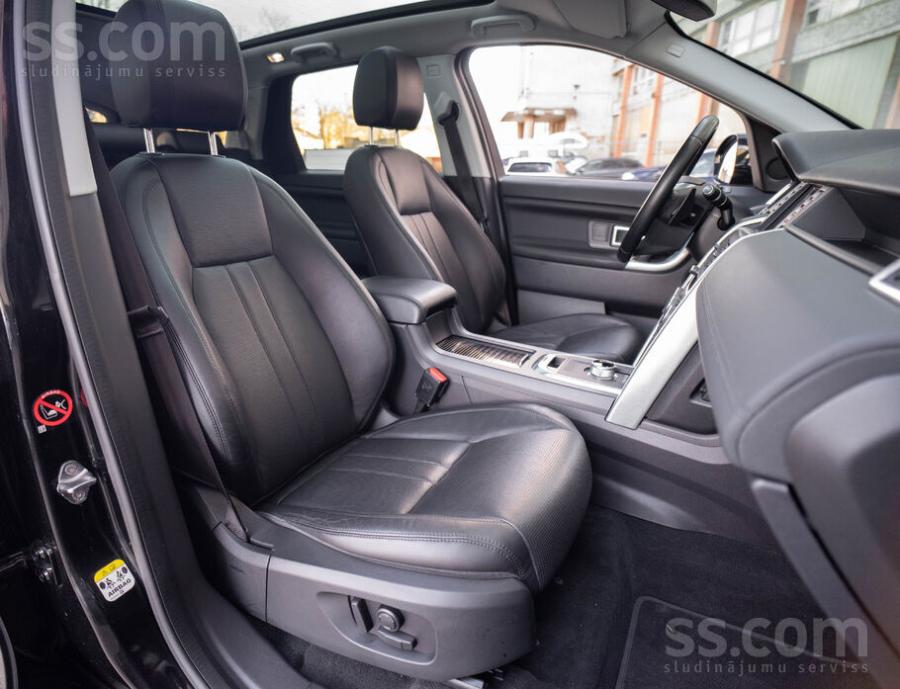 Melns Land Rover Discovery Sport 2015 Rīga, ar dzinēja tilpumu 2.00 L un nobraukumu 192 tūkst. km par 13550 €, foto 27 vietnē AUTOMOTO.COM.LV