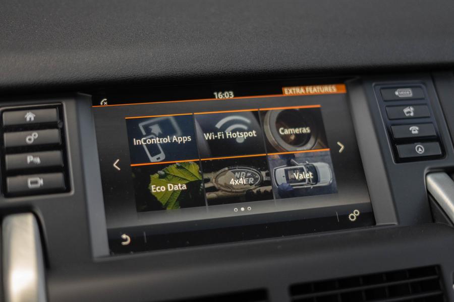 Черный Ленд Ровер Discovery Sport 2015 в Рига, объемом двигателя 2.00 л и пробегом 192 тыс. км за 13550 €, фото 18 на AUTOMOTO.COM.LV