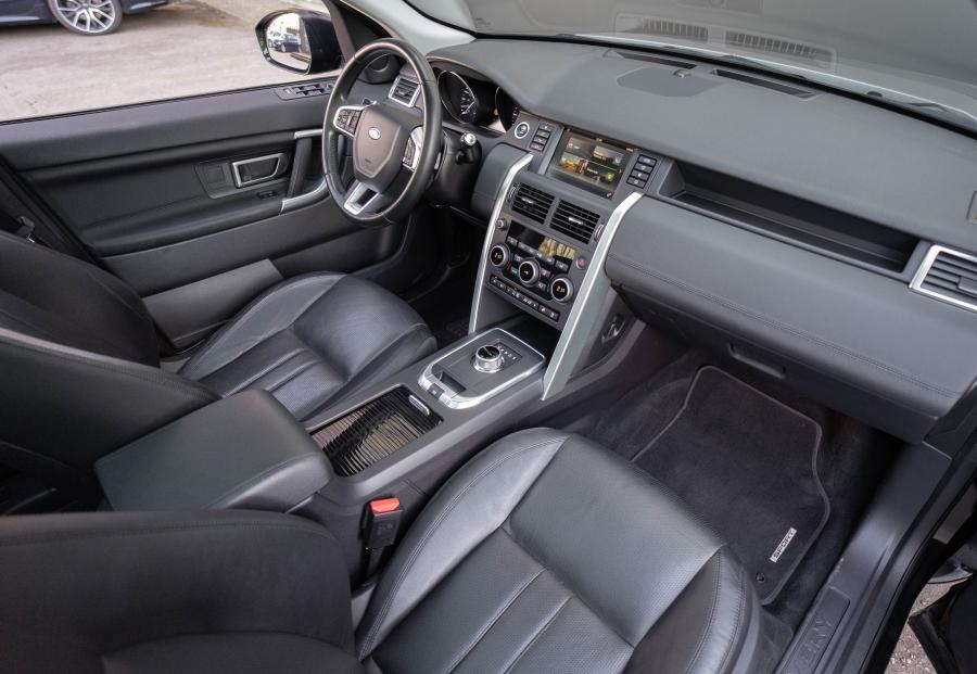 Черный Ленд Ровер Discovery Sport 2015 в Рига, объемом двигателя 2.00 л и пробегом 192 тыс. км за 13550 €, фото 25 на AUTOMOTO.COM.LV