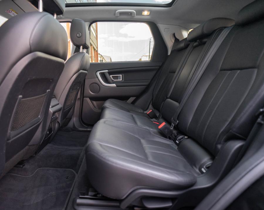 Черный Ленд Ровер Discovery Sport 2015 в Рига, объемом двигателя 2.00 л и пробегом 192 тыс. км за 13550 €, фото 27 на AUTOMOTO.COM.LV