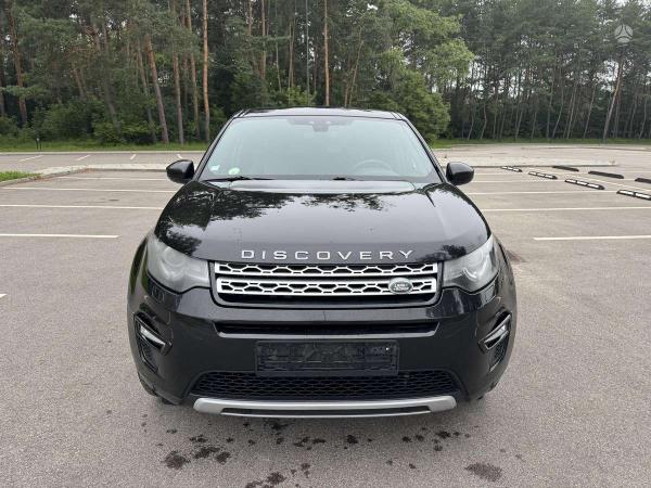 Black Land Rover Discovery Sport 2015 in Kaunas, with an engine capacity of 2.00 L and mileage of 270 thousand km for 8950 €, photo 3 on AUTOMOTO.COM.LV