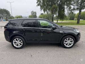 Black Land Rover Discovery Sport 2015 in Kaunas, with an engine capacity of 2.00 L and mileage of 270 thousand km for 8950 €, photo 6 on AUTOMOTO.COM.LV