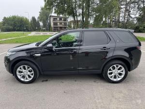 Black Land Rover Discovery Sport 2015 in Kaunas, with an engine capacity of 2.00 L and mileage of 270 thousand km for 8950 €, photo 10 on AUTOMOTO.COM.LV