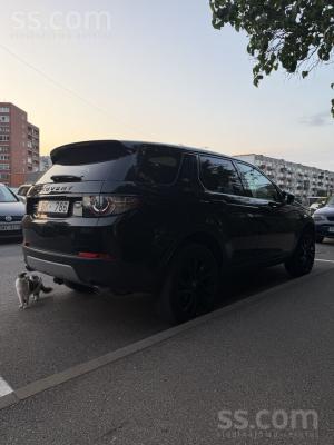 Melns Land Rover Discovery Sport 2015 Daugavpils, ar dzinēja tilpumu 2.20 L un nobraukumu 270 tūkst. km par 13200 €, foto 6 vietnē AUTOMOTO.COM.LV