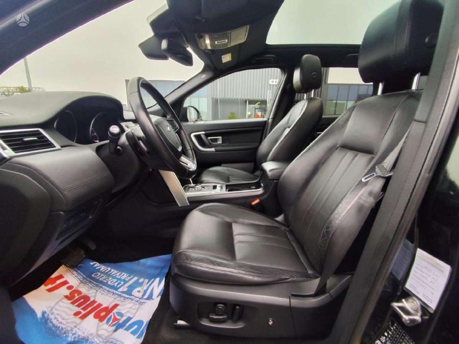 Black Land Rover Discovery Sport 2016 in Siauliai, with an engine capacity of 2.00 L and mileage of 186 thousand km for 12350 €, photo 11 on AUTOMOTO.COM.LV
