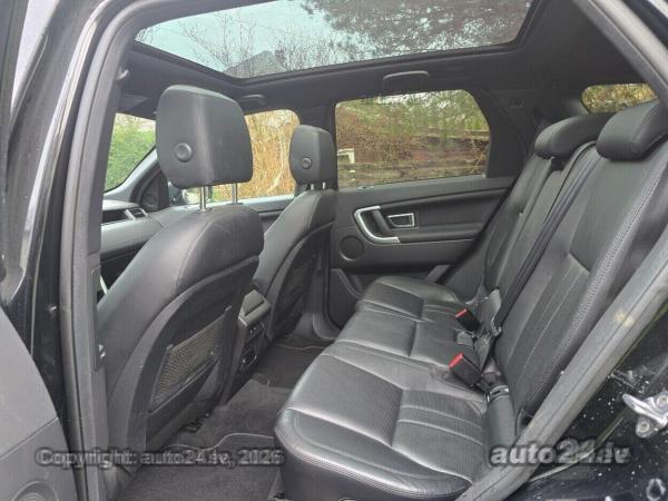 Melns Land Rover Discovery Sport 2016 Tallina, ar dzinēja tilpumu 2.00 L un nobraukumu 129 tūkst. km par 11990 €, foto 11 vietnē AUTOMOTO.COM.LV