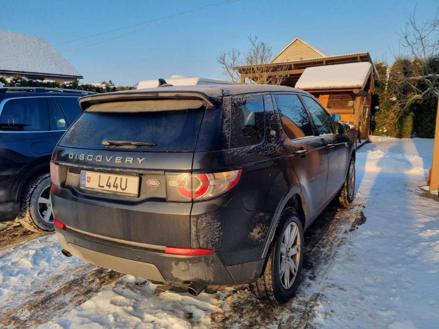 Черный Ленд Ровер Discovery Sport 2016 в Таураге, объемом двигателя 2.00 л и пробегом 140 тыс. км за 9600 €, фото 5 на AUTOMOTO.COM.LV