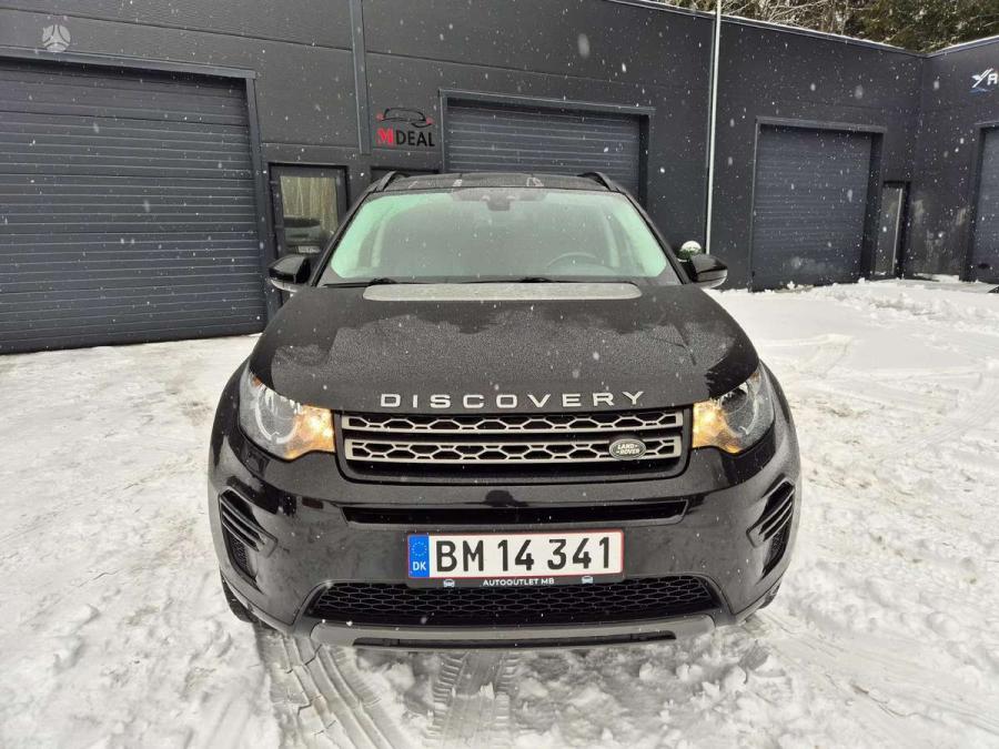 Melns Land Rover Discovery Sport 2016 Utena, ar dzinēja tilpumu 2.00 L un nobraukumu 128 tūkst. km par 10490 €, foto 7 vietnē AUTOMOTO.COM.LV