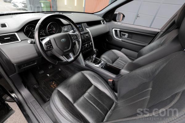 Melns Land Rover Discovery Sport 2016 Jelgava, ar dzinēja tilpumu 2.20 L un nobraukumu 0 tūkst. km par 12500 €, foto 8 vietnē AUTOMOTO.COM.LV