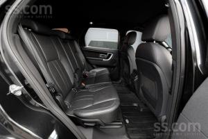 Black Land Rover Discovery Sport 2016 in Jelgava, with an engine capacity of 2.20 L and mileage of 0 thousand km for 12500 €, photo 12 on AUTOMOTO.COM.LV