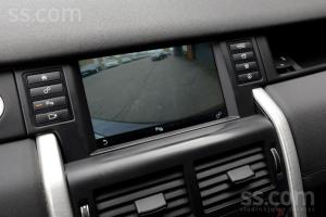 Black Land Rover Discovery Sport 2016 in Jelgava, with an engine capacity of 2.20 L and mileage of 0 thousand km for 12500 €, photo 15 on AUTOMOTO.COM.LV