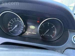 Черный Ленд Ровер Discovery Sport 2016 в Рига, объемом двигателя 2.00 л и пробегом 319 тыс. км за 10000 €, фото 10 на AUTOMOTO.COM.LV