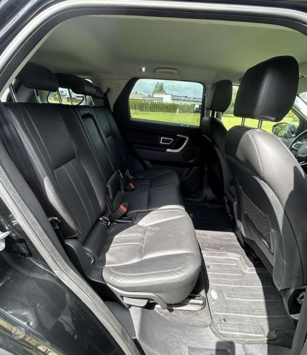 Melns Land Rover Discovery Sport 2016 Tauragė, ar dzinēja tilpumu 2.00 L un nobraukumu 176 tūkst. km par 8600 €, foto 8 vietnē AUTOMOTO.COM.LV