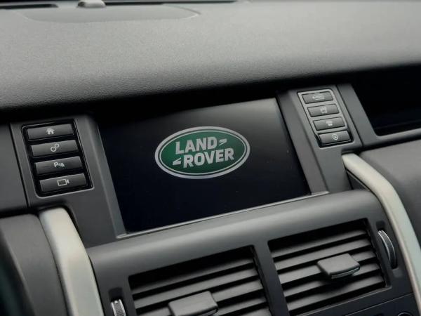 Черный Ленд Ровер Discovery Sport 2016 в Даугавпилс, объемом двигателя 2.00 л и пробегом 140 тыс. км за 12650 €, фото 7 на AUTOMOTO.COM.LV