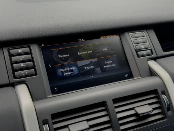 Черный Ленд Ровер Discovery Sport 2016 в Даугавпилс, объемом двигателя 2.00 л и пробегом 140 тыс. км за 12650 €, фото 9 на AUTOMOTO.COM.LV