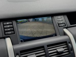 Melns Land Rover Discovery Sport 2016 Daugavpils, ar dzinēja tilpumu 2.00 L un nobraukumu 140 tūkst. km par 12650 €, foto 13 vietnē AUTOMOTO.COM.LV