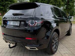 Melns Land Rover Discovery Sport 2016 Daugavpils, ar dzinēja tilpumu 2.00 L un nobraukumu 140 tūkst. km par 12650 €, foto 24 vietnē AUTOMOTO.COM.LV