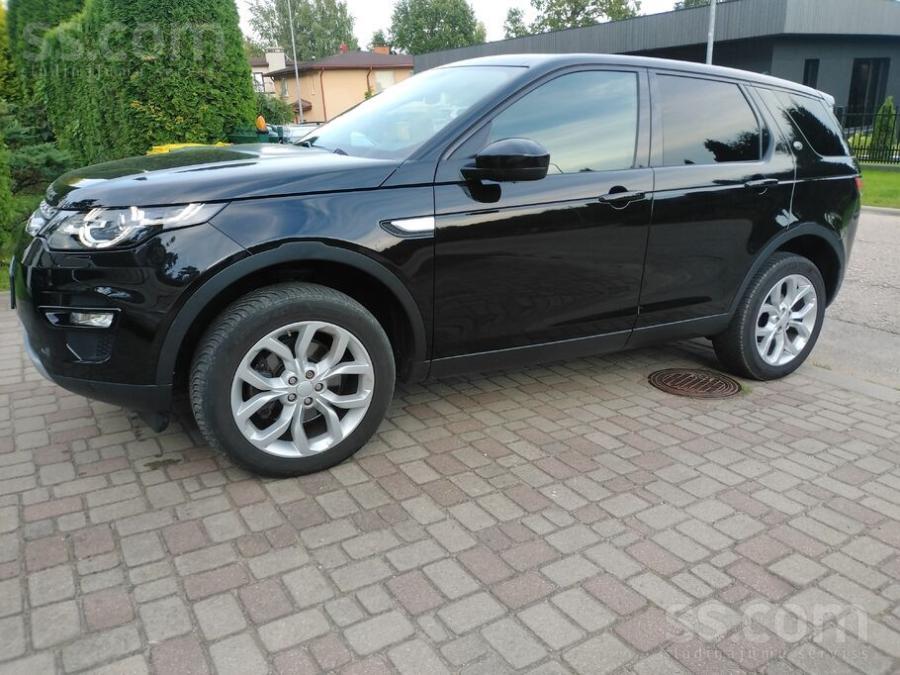 Melns Land Rover Discovery Sport 2016 Rīga, ar dzinēja tilpumu 2.00 L un nobraukumu 230 tūkst. km par 12500 €, foto 3 vietnē AUTOMOTO.COM.LV