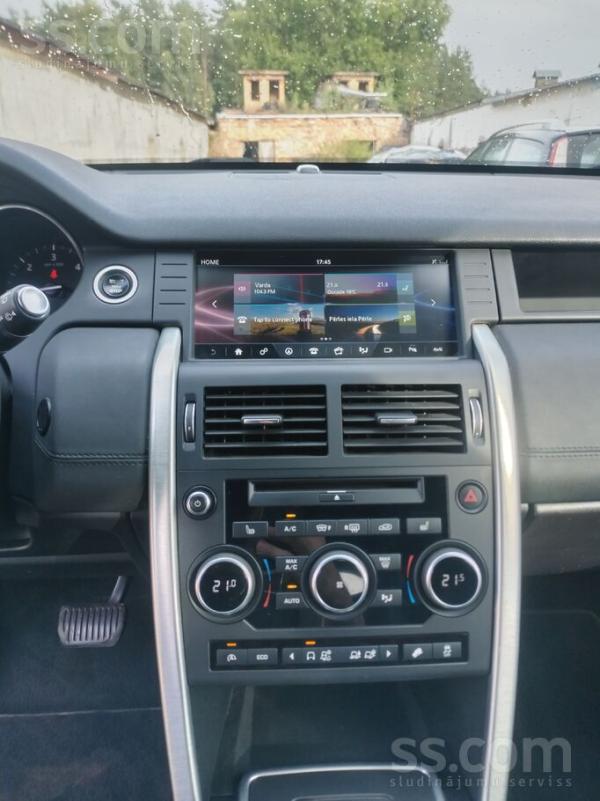 Black Land Rover Discovery Sport 2016 in Riga, with an engine capacity of 2.00 L and mileage of 230 thousand km for 12500 €, photo 6 on AUTOMOTO.COM.LV
