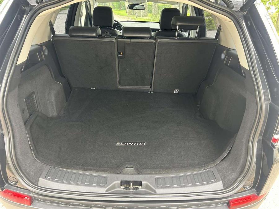 Melns Land Rover Discovery Sport 2016 Vilkaviškis, ar dzinēja tilpumu 2.00 L un nobraukumu 227 tūkst. km par 5400 €, foto 20 vietnē AUTOMOTO.COM.LV