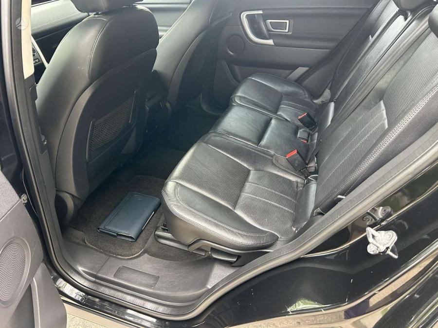 Melns Land Rover Discovery Sport 2016 Vilkaviškis, ar dzinēja tilpumu 2.00 L un nobraukumu 227 tūkst. km par 5400 €, foto 21 vietnē AUTOMOTO.COM.LV