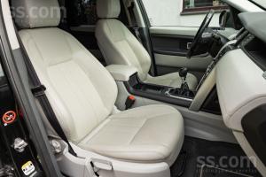 Melns Land Rover Discovery Sport 2016 Liepāja, ar dzinēja tilpumu 2.00 L un nobraukumu 186 tūkst. km par 13500 €, foto 7 vietnē AUTOMOTO.COM.LV