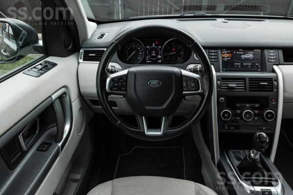 Land Rover Discovery Sport 2016 LiepÄja vietnÄ Melns Land Rover Discovery Sport 2016 LiepÄja, ar dzinÄja tilpumu 2.00 L un nobraukumu 186 tÅ«kst. km par 13500 ā¬, foto 9 vietnÄ AUTOMOTO.COM.LV