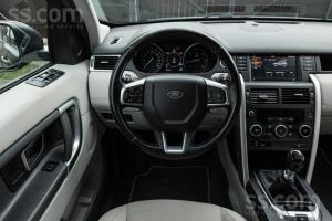 Melns Land Rover Discovery Sport 2016 Liepāja, ar dzinēja tilpumu 2.00 L un nobraukumu 186 tūkst. km par 13500 €, foto 9 vietnē AUTOMOTO.COM.LV