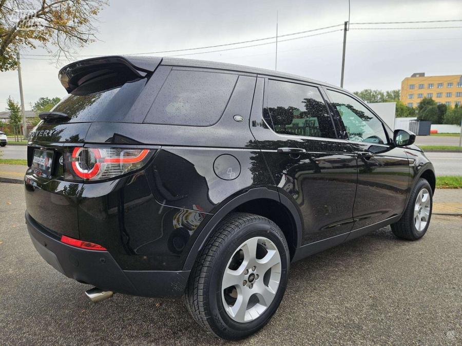 Melns Land Rover Discovery Sport 2016 Šauļi, ar dzinēja tilpumu 2.00 L un nobraukumu 91 tūkst. km par 9450 €, foto 9 vietnē AUTOMOTO.COM.LV