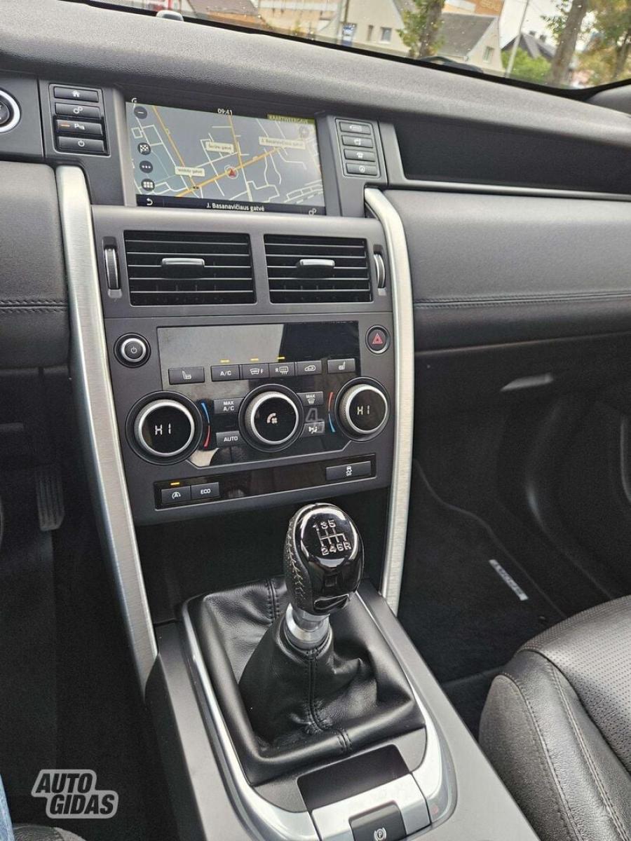 Melns Land Rover Discovery Sport 2016 Šauļi, ar dzinēja tilpumu 2.00 L un nobraukumu 91 tūkst. km par 9450 €, foto 20 vietnē AUTOMOTO.COM.LV
