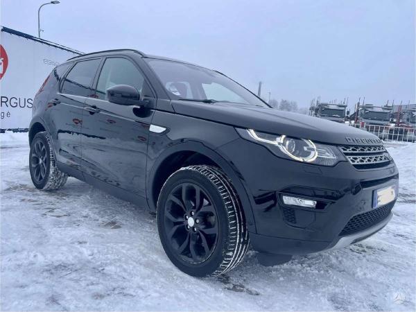 Black Land Rover Discovery Sport 2017 in Taurage, with an engine capacity of 2.00 L and mileage of 190 thousand km for 9500 €, photo 3 on AUTOMOTO.COM.LV