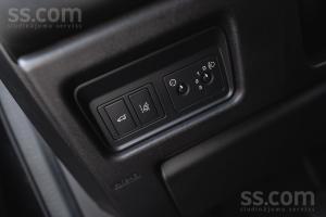 Черный Ленд Ровер Discovery Sport 2017 в Елгава, объемом двигателя 2.00 л и пробегом 203 тыс. км за 12690 €, фото 17 на AUTOMOTO.COM.LV