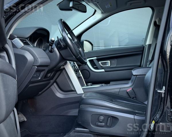 Черный Ленд Ровер Discovery Sport 2017 в Рига, объемом двигателя 2.00 л и пробегом 194 тыс. км за 13650 €, фото 9 на AUTOMOTO.COM.LV