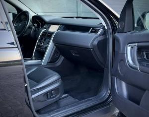 Melns Land Rover Discovery Sport 2017 Rīga, ar dzinēja tilpumu 2.00 L un nobraukumu 194 tūkst. km par 13650 €, foto 21 vietnē AUTOMOTO.COM.LV