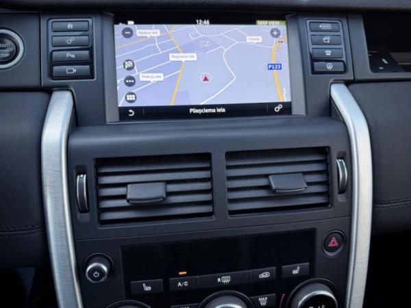Melns Land Rover Discovery Sport 2017 Rīga, ar dzinēja tilpumu 2.00 L un nobraukumu 193 tūkst. km par 13745 €, foto 10 vietnē AUTOMOTO.COM.LV