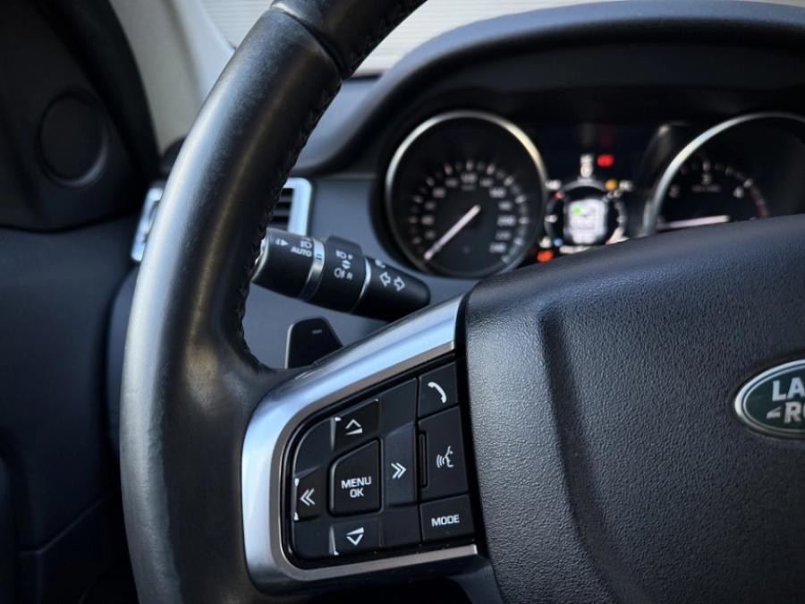 Black Land Rover Discovery Sport 2017 in Riga, with an engine capacity of 2.00 L and mileage of 193 thousand km for 13745 €, photo 15 on AUTOMOTO.COM.LV