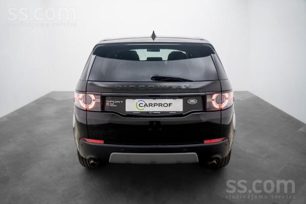 Black Land Rover Discovery Sport 2017 in Tallinn, with an engine capacity of 2.00 L and mileage of 227 thousand km for 11999 €, photo 6 on AUTOMOTO.COM.LV